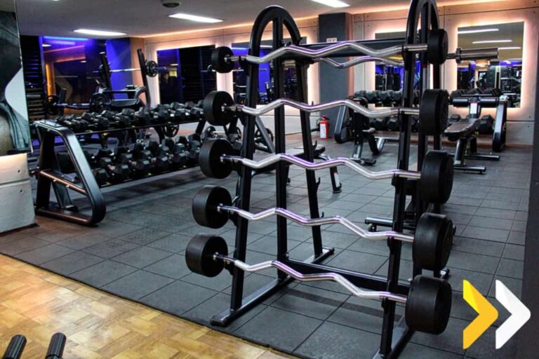 Gimnasios en Narvarte: Con alberca, regaderas y 24 horas cerca de mí - Conecta Fit