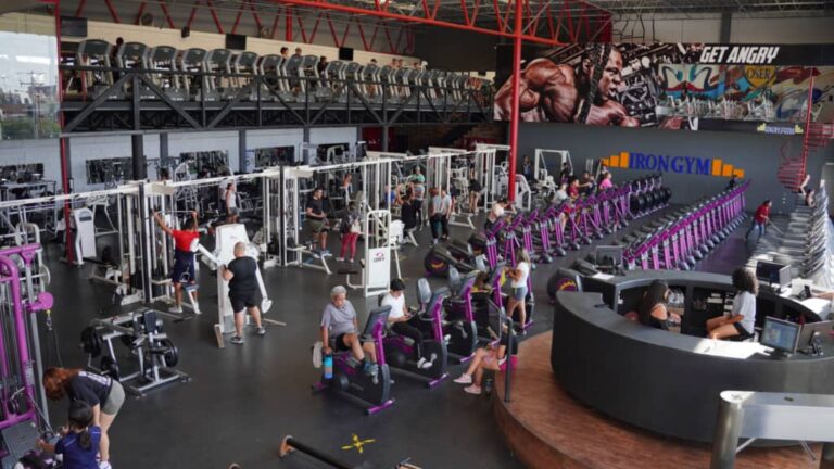Gimnasios en SLP: Con alberca, regaderas y 24 horas cerca de mí ...